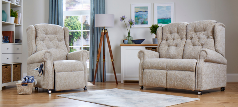 Guide | How does a riser recliner sofa work? | Willowbrook